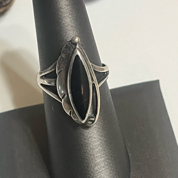 Hand Crafted | Jewelry | Vintage Sterling Onyx Feather Ring | Poshmark
